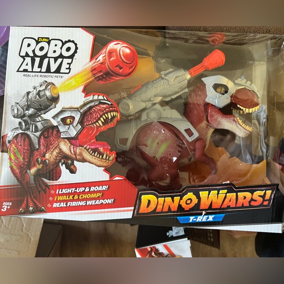 Zuru | Toys | Robo Alive Dino Wars Walking Trex Toy With Epic Armor ...